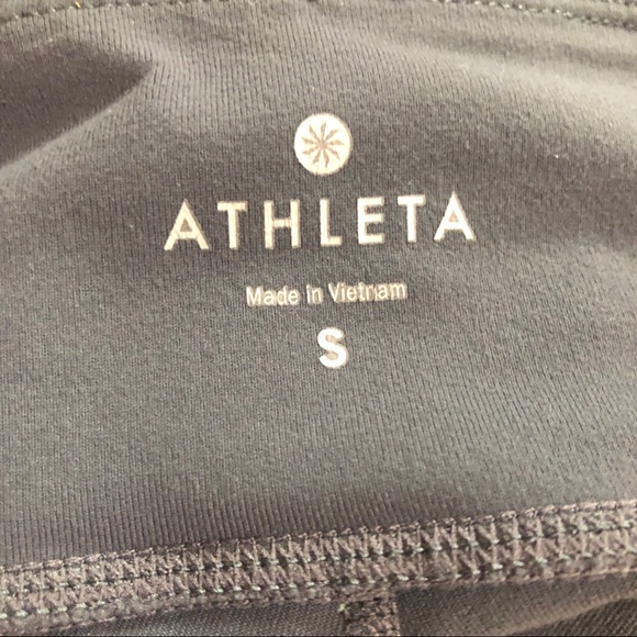 Athleta | Pants & Jumpsuits | Athleta Small Gray Power Ananda Capri ...
